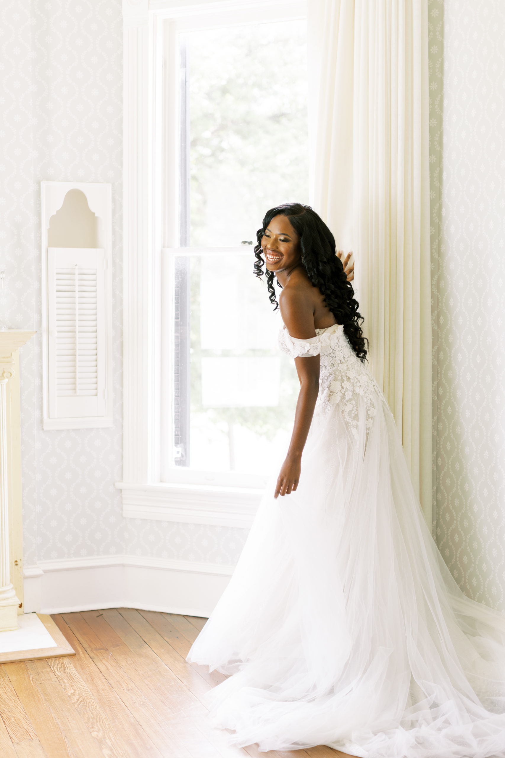 7 Reasons Why You Should Take Bridals - alyssajaraephotography.com
